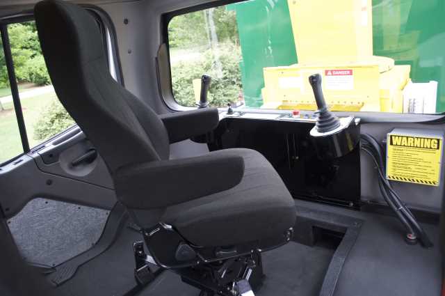 Brush Hawg AWC-Model – Brush Hawg – Mobile Brush and Limb Loader