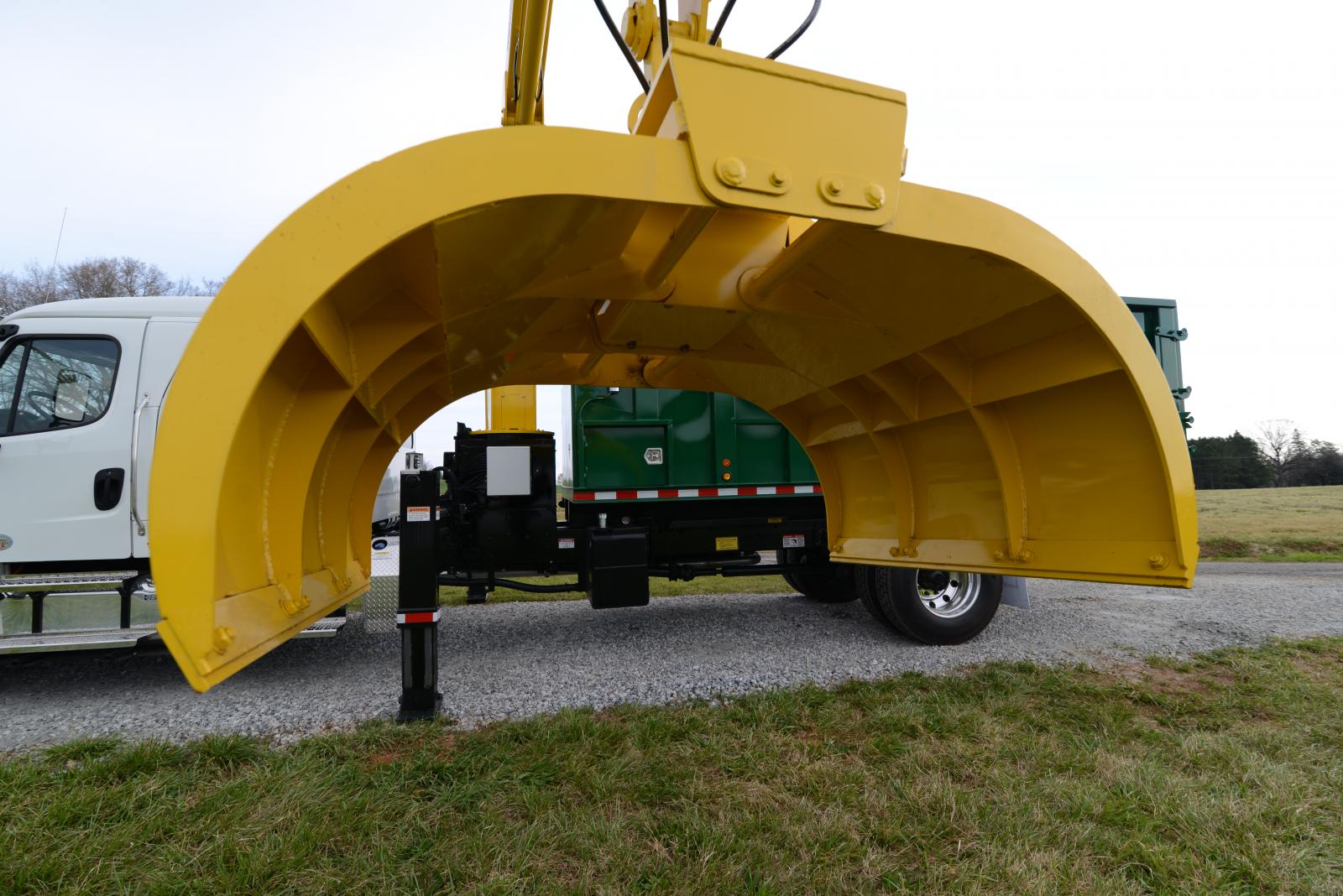 About Us – Brush Hawg – Mobile Brush and Limb Loader